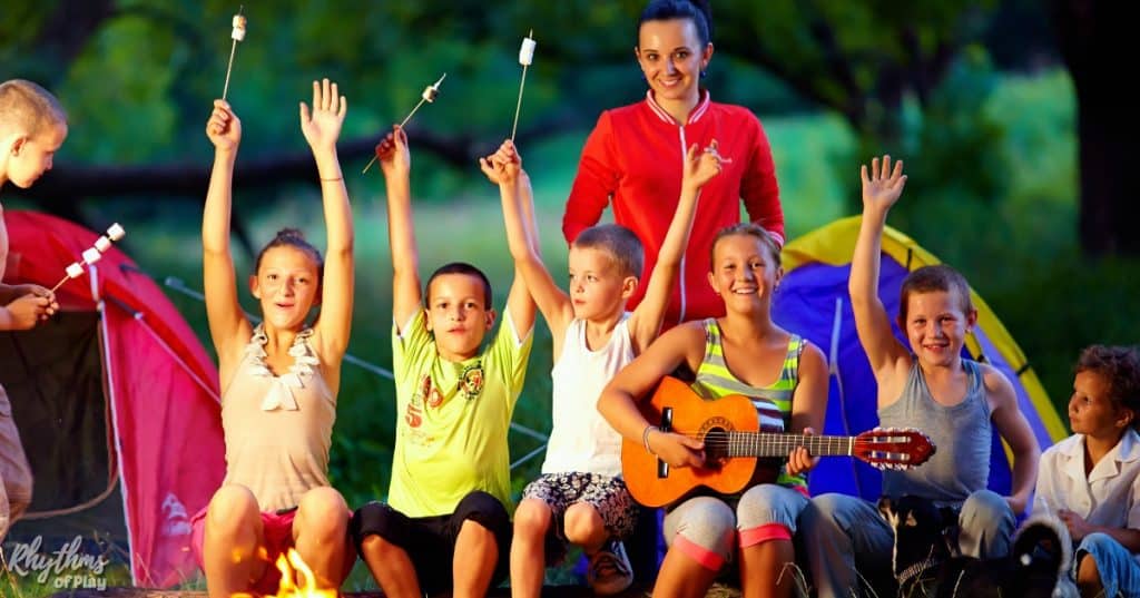 How to Build a Campfire and Keep Everyone Safe on Bonfire Night