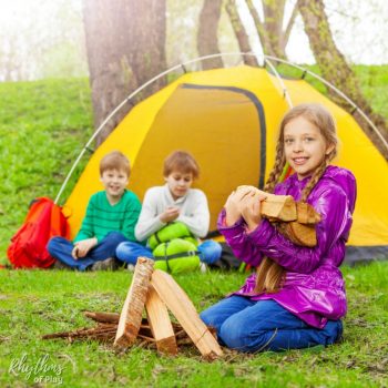 How to Build a Campfire and Keep Everyone Safe on Bonfire Night