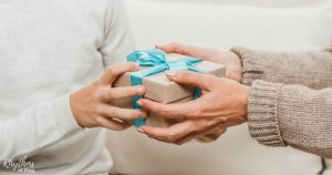Ultimate Family Gift Guide: Readymade and Homemade Gift Ideas | RoP